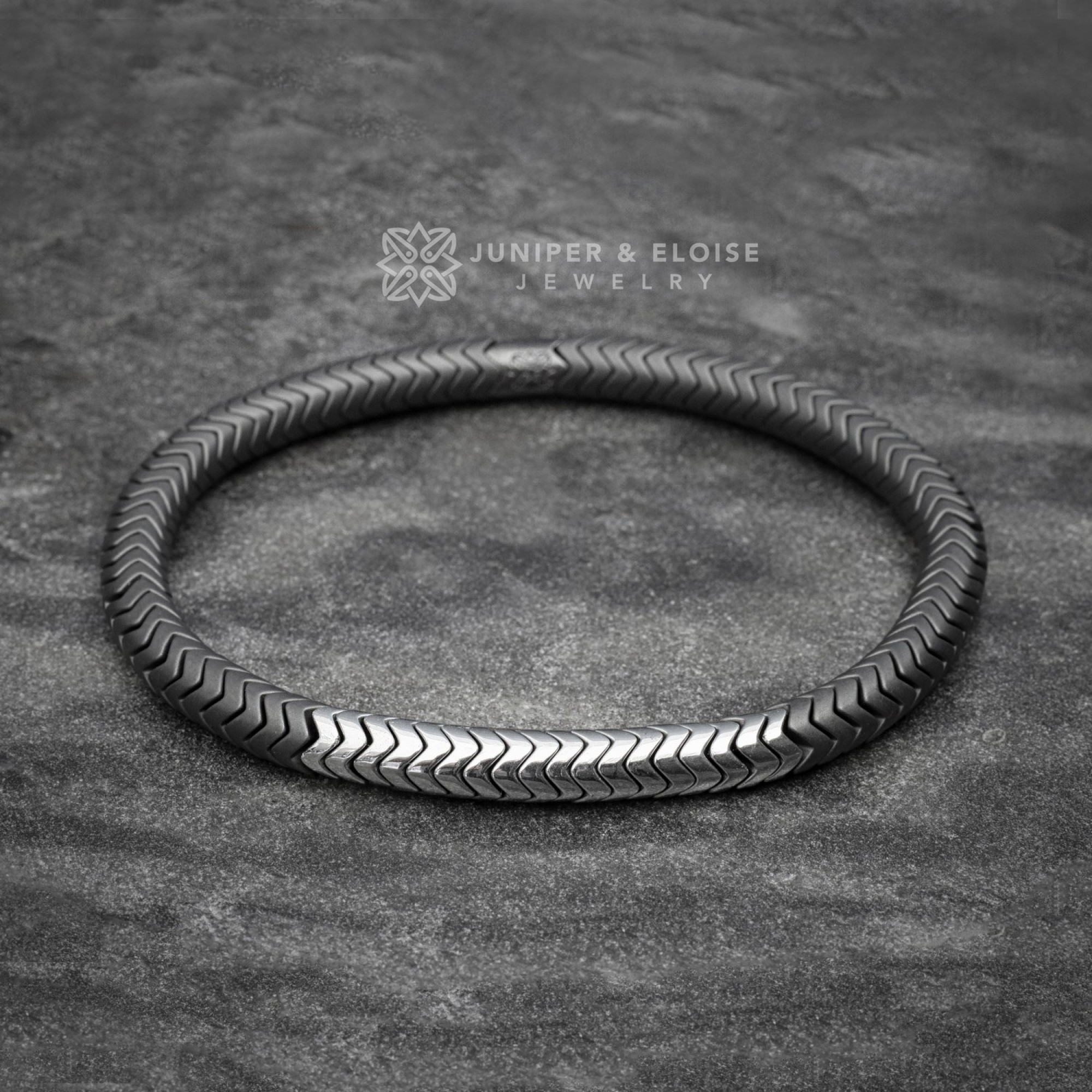 Matte Gray and Silver Snake Beaded Bracelet